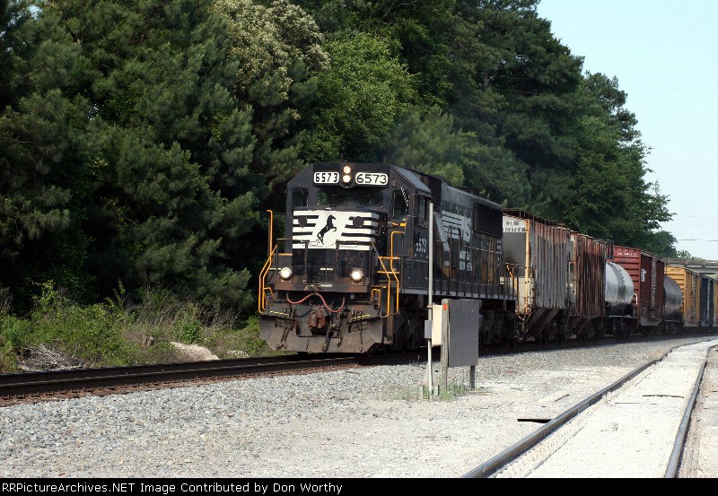 NS 6573 powers by on 5-21-06